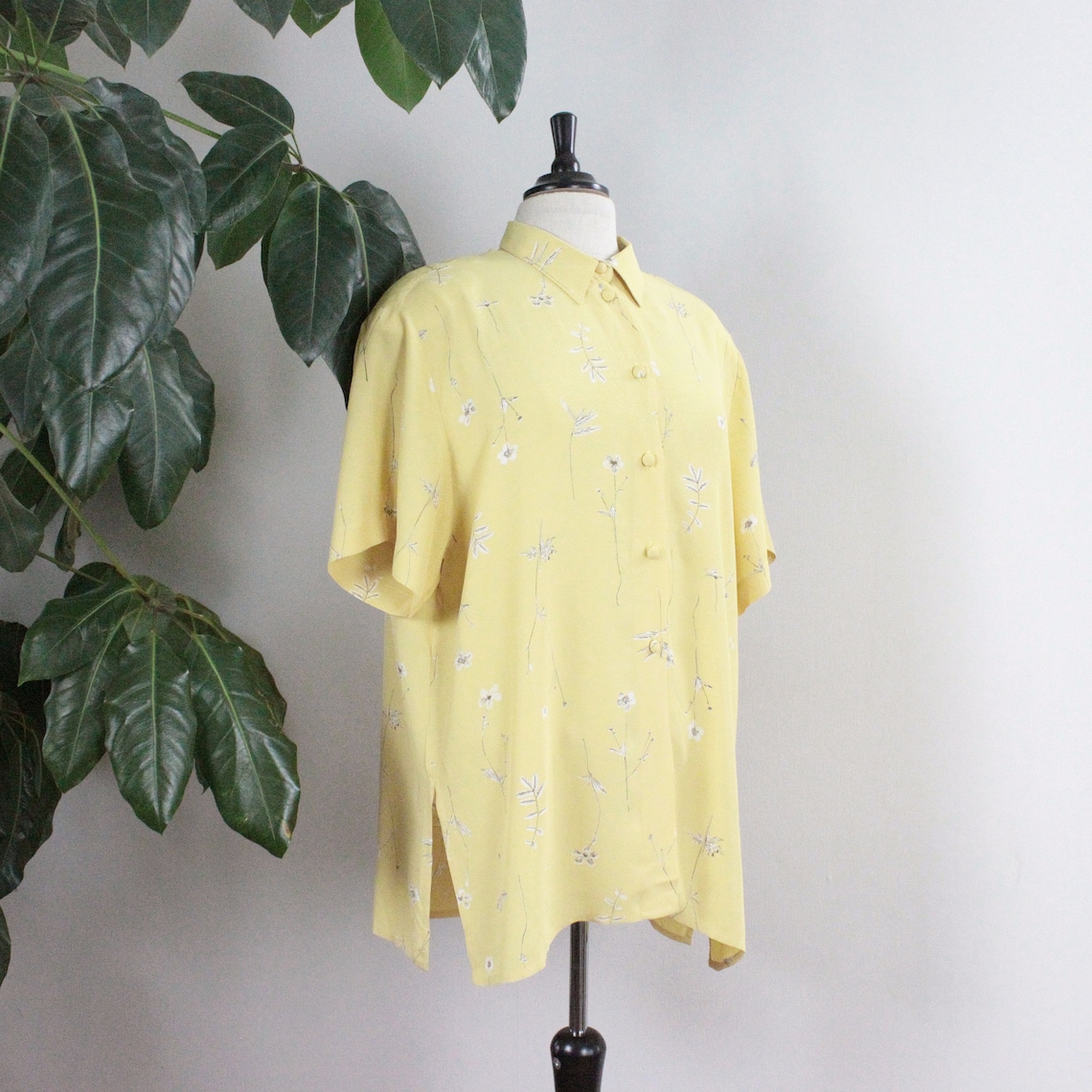 Pastel Yellow Blouse With Wildflower Motif - Etsy
