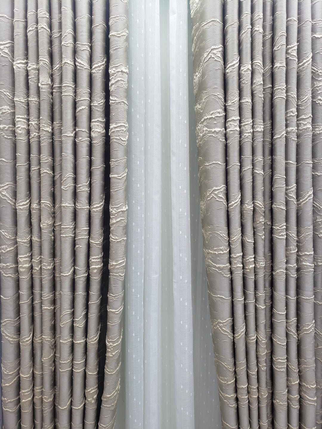 Elegant Textured Jacquard Curtains – Luxury Wave Pattern Drapes for ...