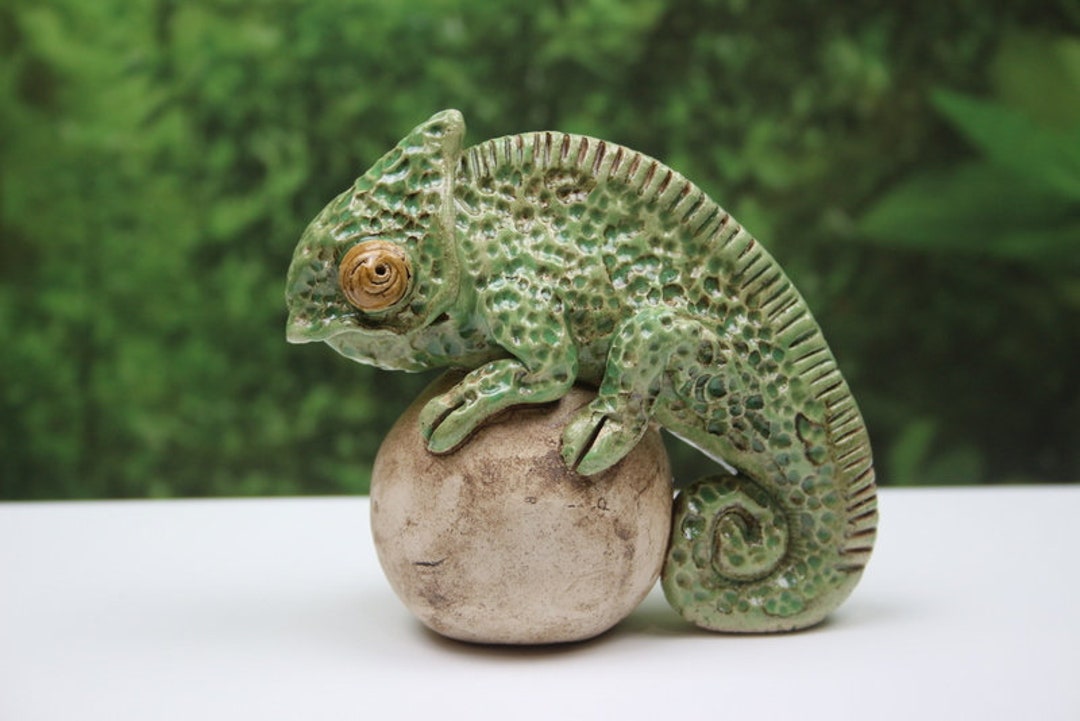 Ceramic Chameleon Bed Plug Flower Pot Plug Unique Gift Garden Ceramics ...