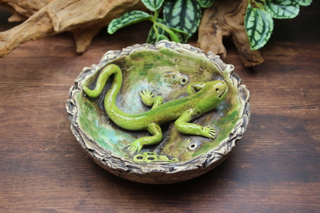 Insect Bath 17 Cm With Lizard Handmade Ceramic Bird Bath Garden ...