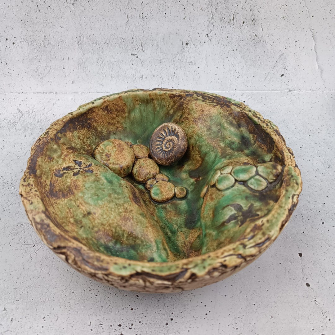 Exceptional Ceramic Insect Waterer river With Decorative Stone Unique ...