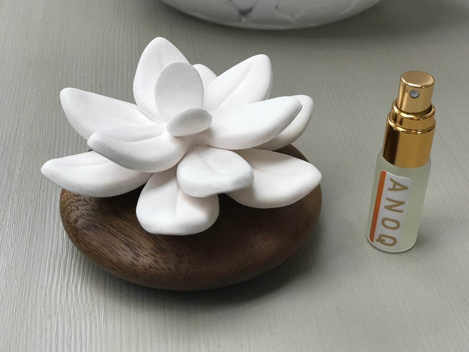 Oil Diffuser Air Freshener Jade Flower Made of Natural Wood - Etsy