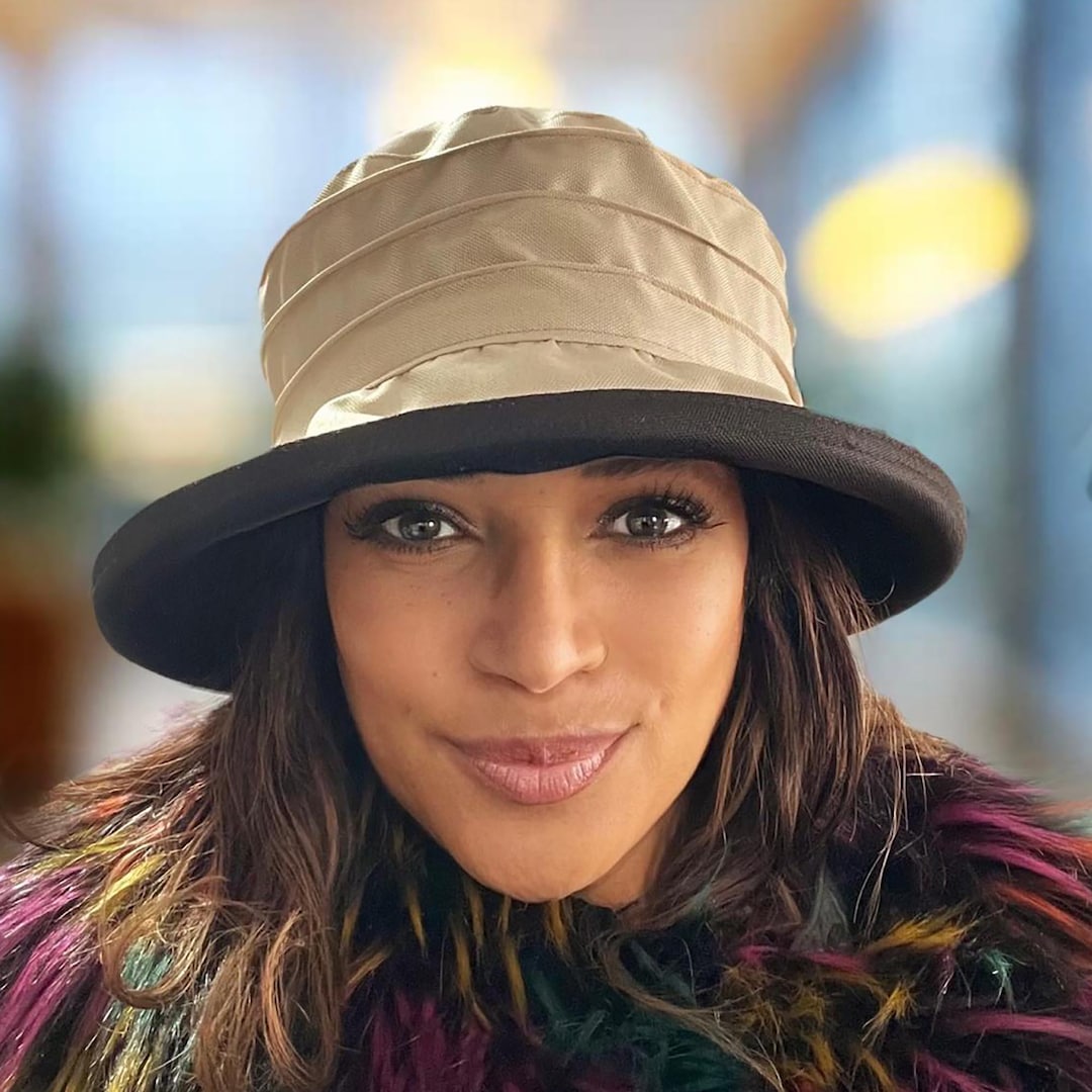 Fully Waterproof Classic Rain Hat in Beige & Black, Lightweight for ...