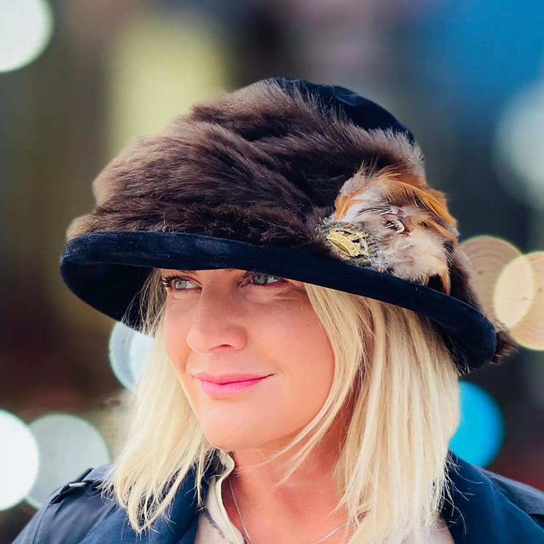 Wow Wedding or Special Event Hat in Navy Blue With Faux Fur Trim ...