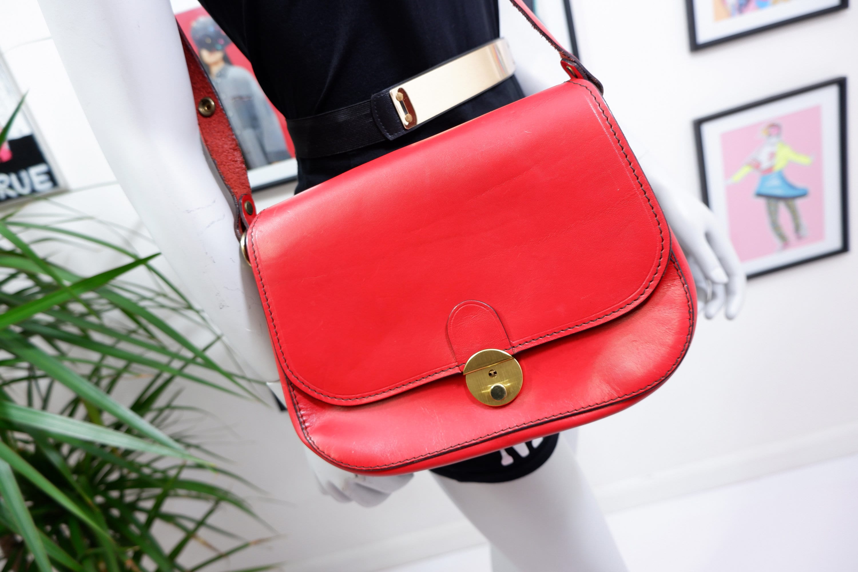 Beautiful Vintage Women's Red Shoulder Bag Medium Size | Etsy UK