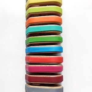 Keychain Phone Stand Black | Phone Holder Wood | Accessor Aesthetic - Etsy