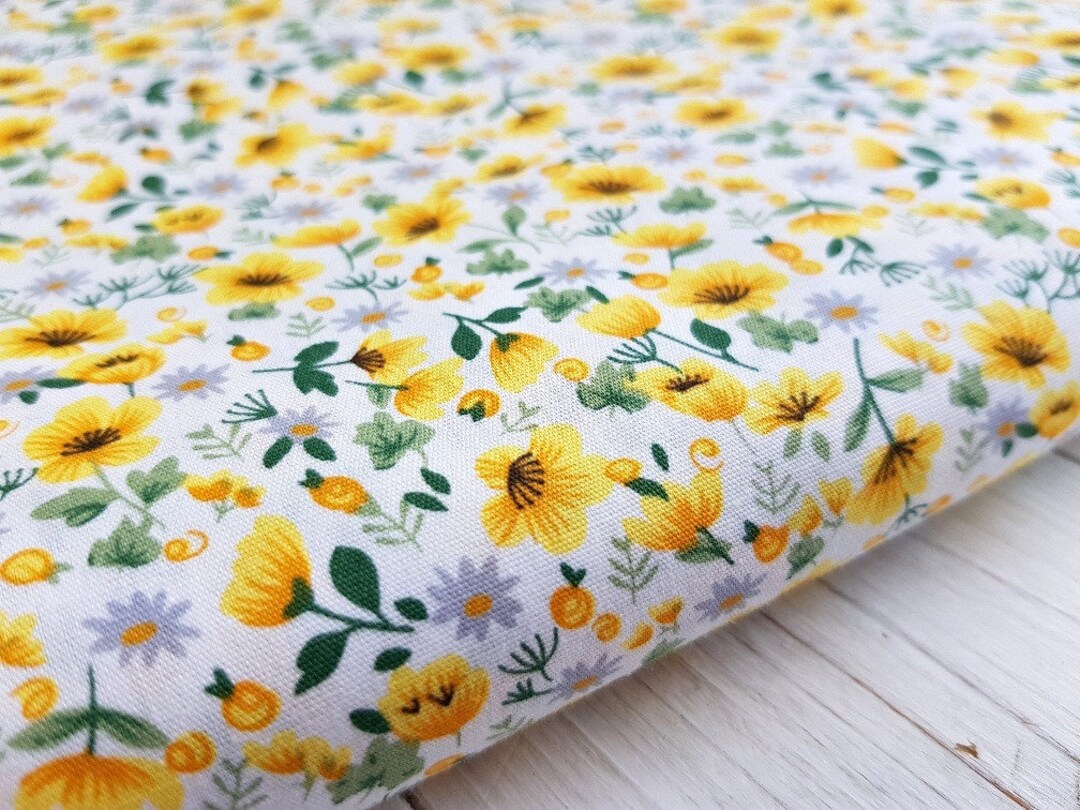 Floral Small Print Fabric, 100% Cotton, 150 Cm Wide Quilting Sewing ...