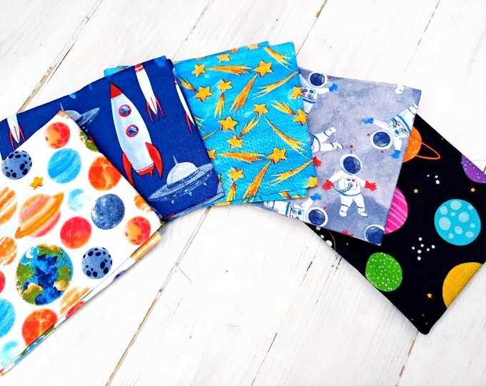 Space Fat Quarter Bundle, 100% Cotton, Rockets Astronauts Planets Stars ...
