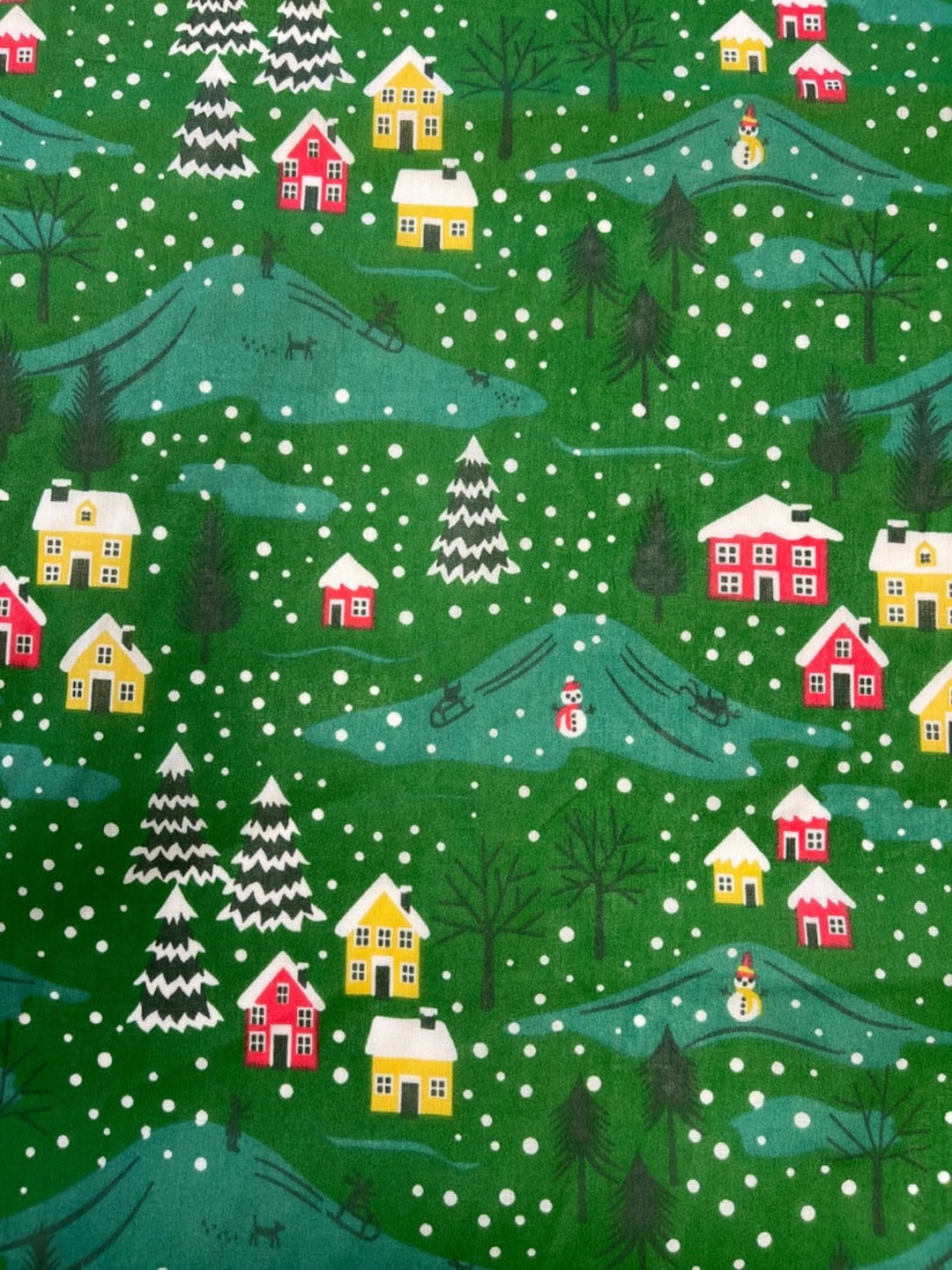 Christmas Fabric, Polycotton Fabric, Christmas Houses on Green, Sewing ...