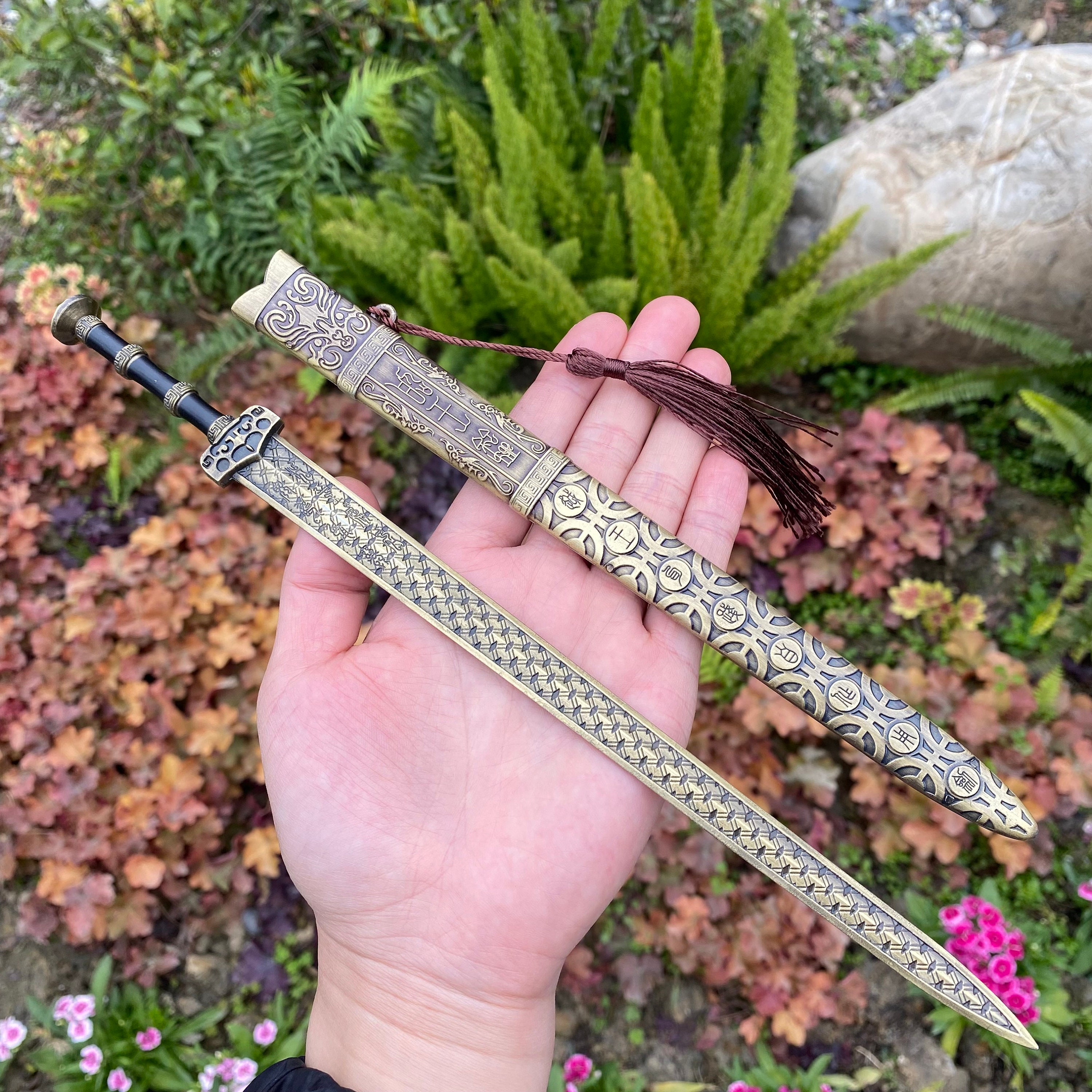 Ancient Chinese Bronze Swords