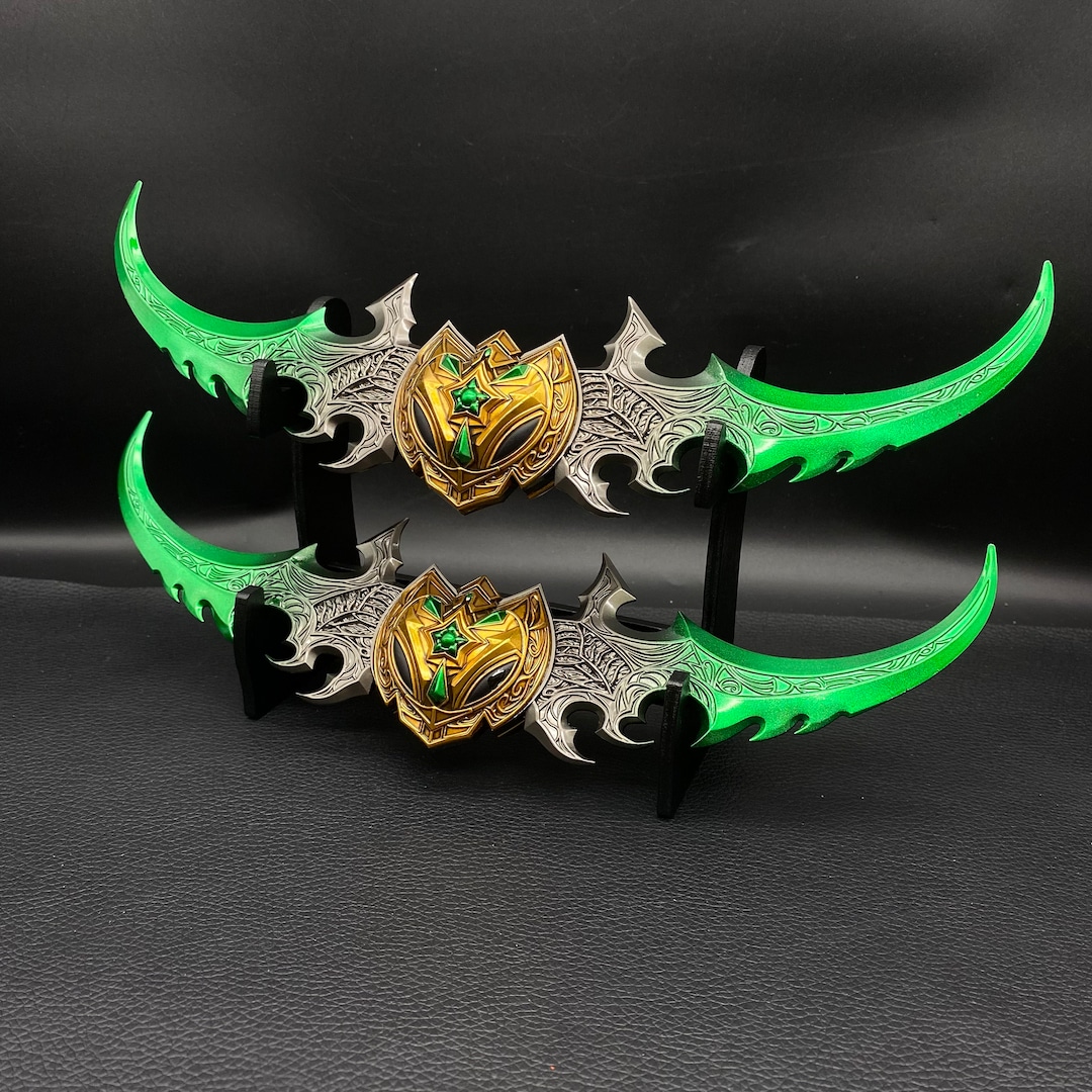 Warglaive of Azzinoth Illidan Stormrage Sword Demon Hunter Blade Ered ...