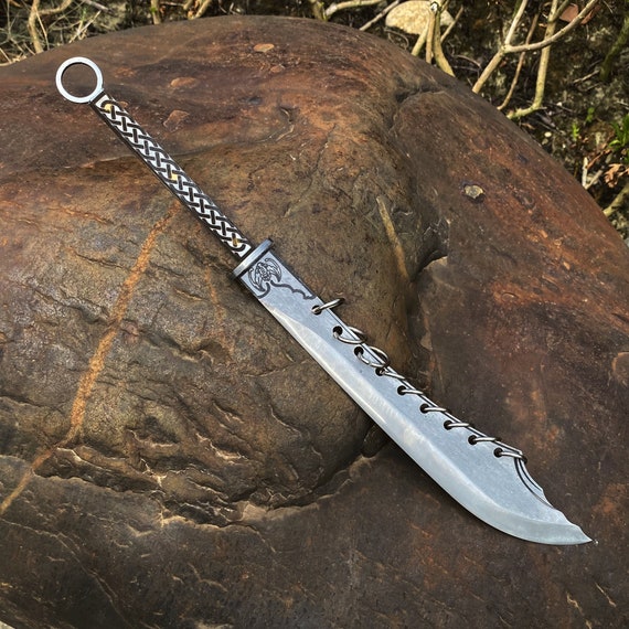 Nine Ring Broadsword
