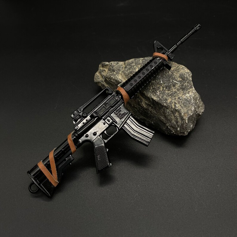 Small Scale M4A1 Replica Tiny HK416 Gun Miniature Cool M4 - Etsy Ireland