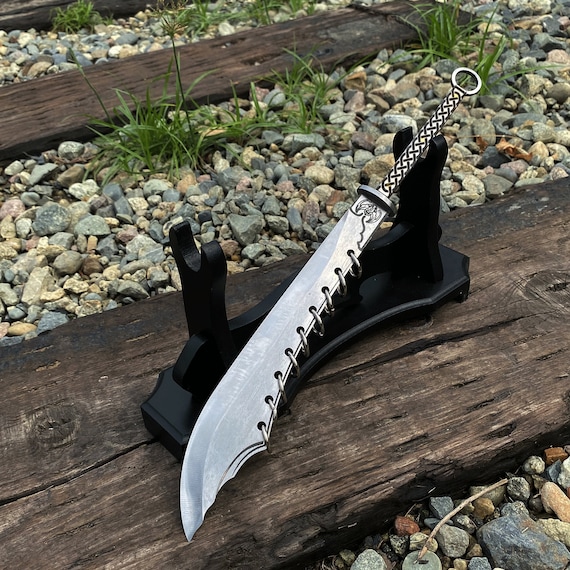 Nine Ring Broadsword Pathfinder