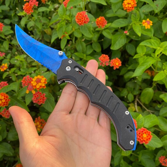 Sapphire Knife
