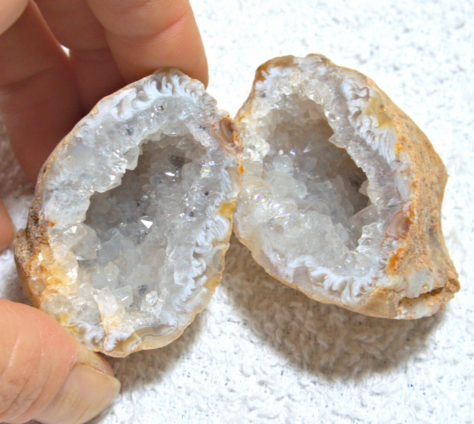 688.5 Tcw. Split Natural Geode Cool Specimen Natural Quartz - Etsy