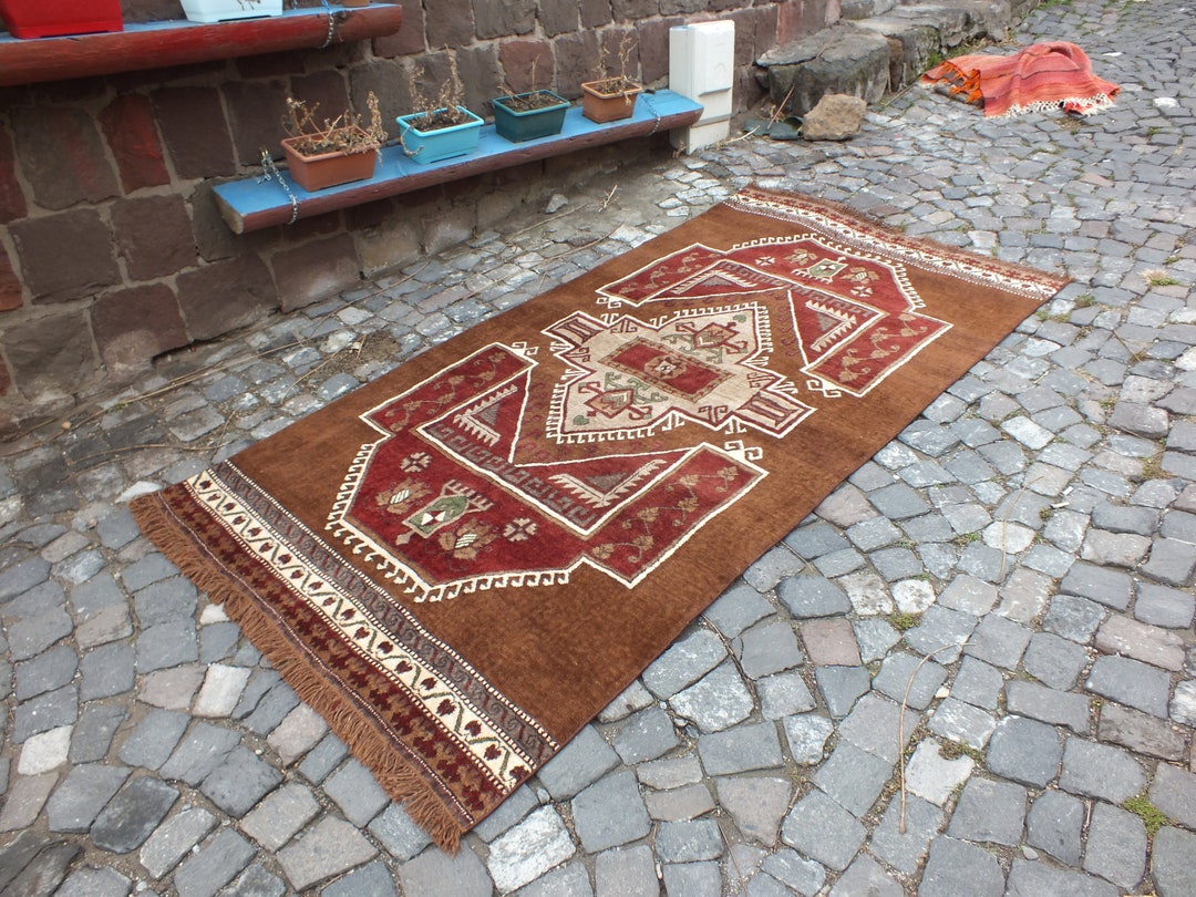 Caucasian Rug, Unique Rug, Kazak Rug, Camel Hair Rug, 280 X 143 Cm = 9. ...