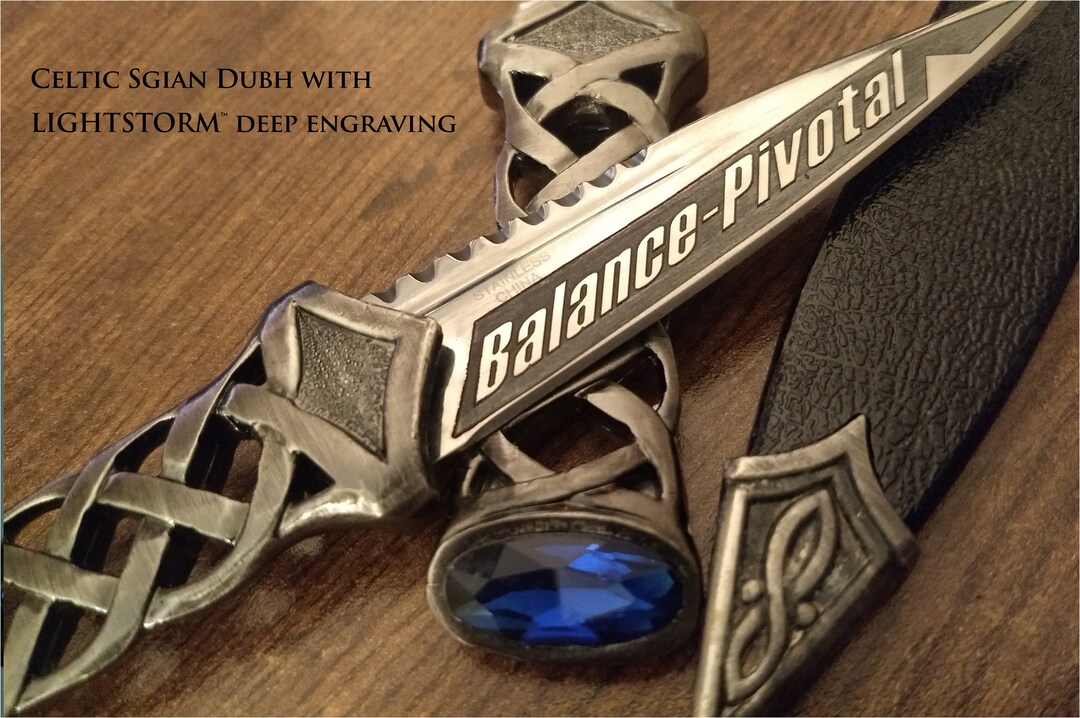 Engraved Scottish Dagger - Sgian Dubh - Celtic Style - With Free Custom ...