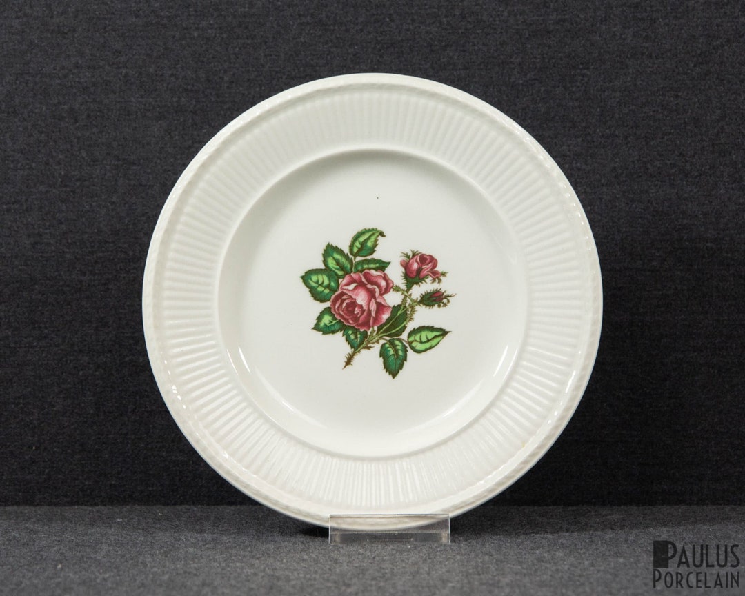 An Elegant Wedgwood Moss Rose Cake Plate, Side Plate or Salad Plate - Etsy