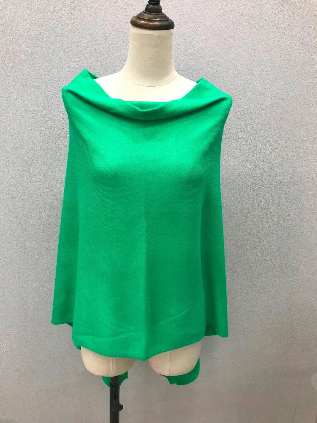 Emerald Green Soft Knit Luxurious Lightweight Poncho - Etsy