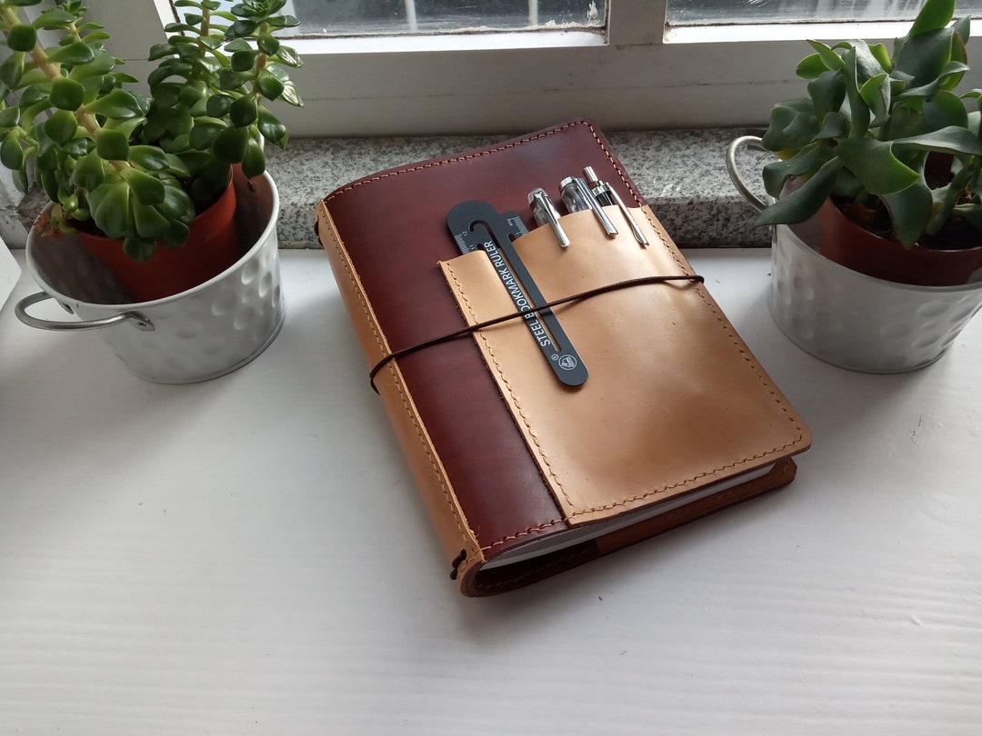 Traveler's Notebook Style 3mm 8 Oz With Camel Front Pocket/spine A4 ...
