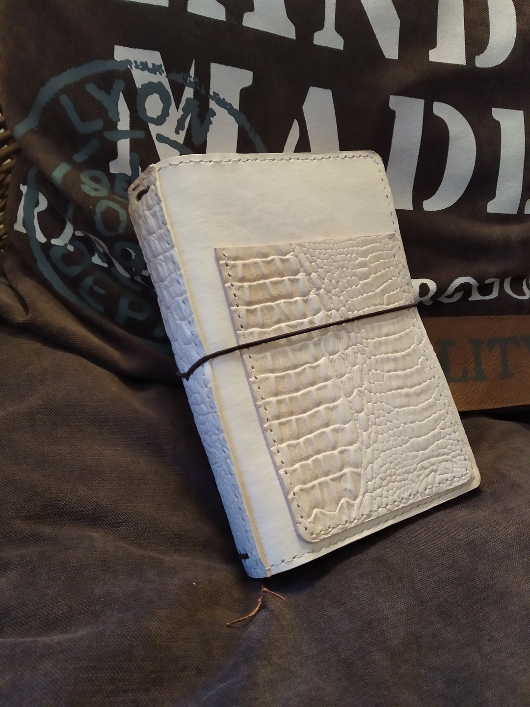 Croco Undyed Traveler's Notebook Style With Front Pocket and Spine A5 ...