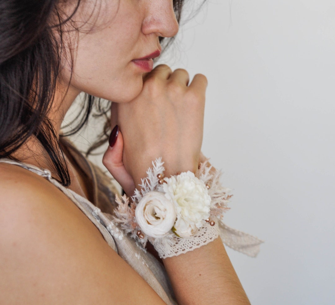 Corsage Bracelet, Wrist Corsage, Corsage for Homecoming, Wrist Corsage ...