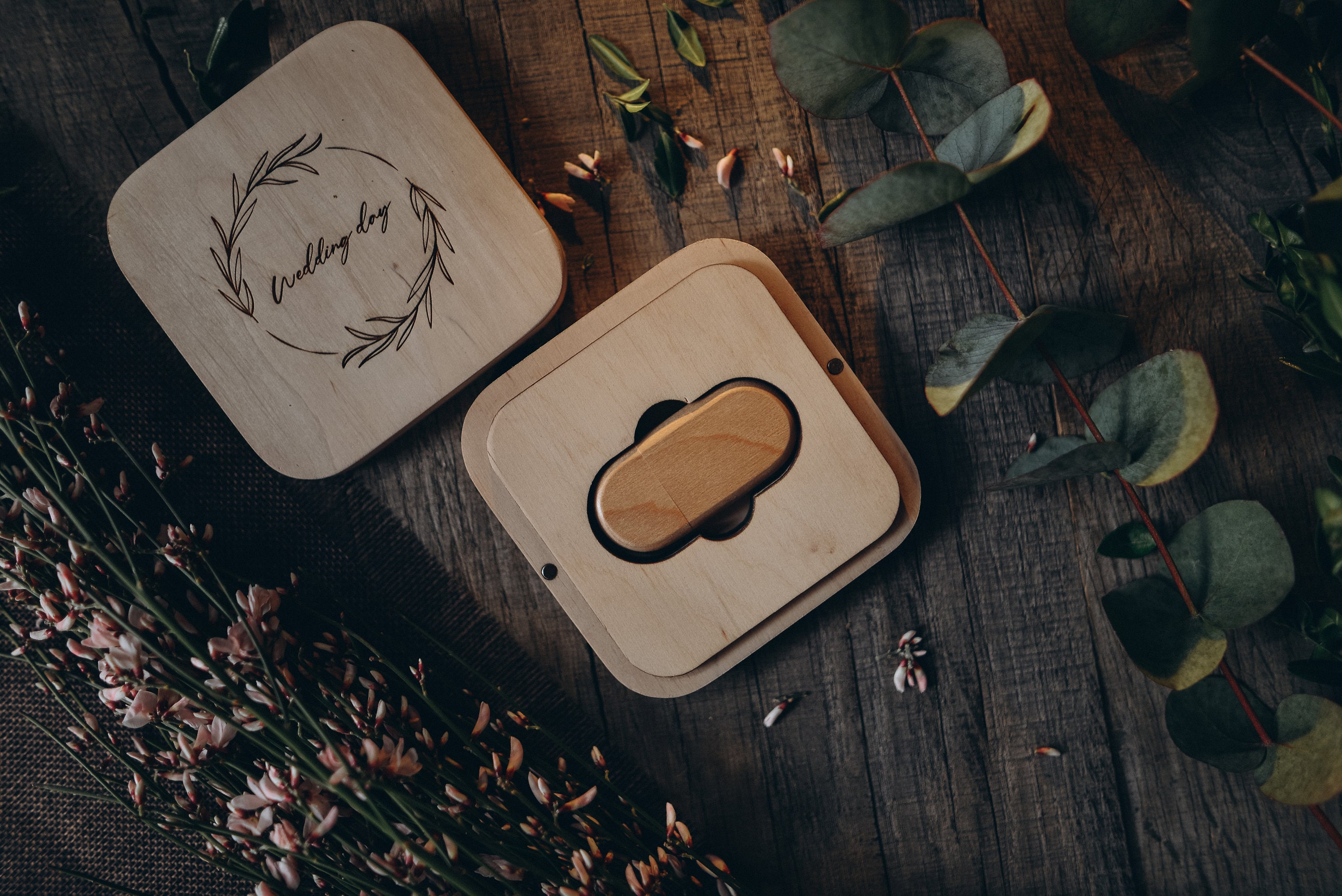 Wood USB Box Engraved Usb Stick Glass Wedding USB - Etsy