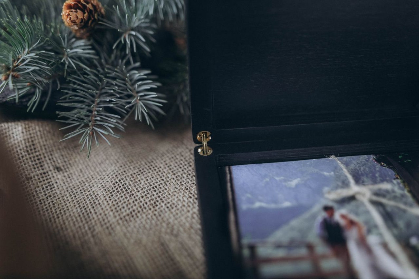 Wooden Photo Box for 4x6 Photos, Wedding Photo Box With Personalized ...