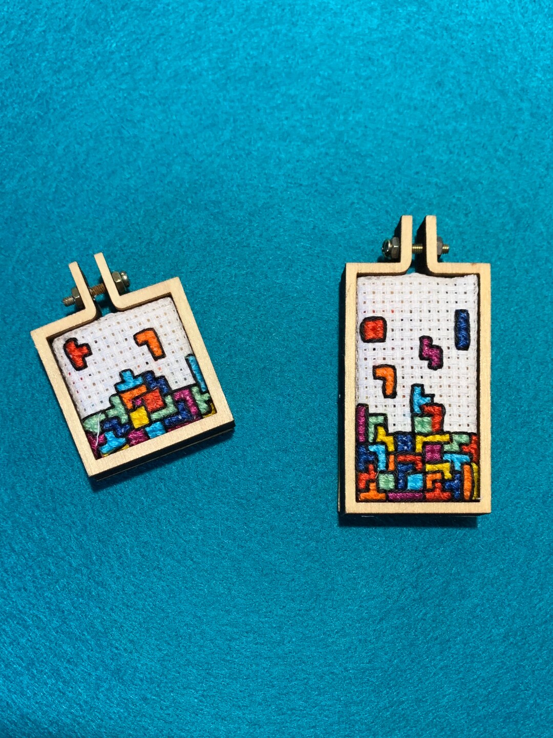 Tetris Cross Stitch Kit: Retro Mini Embroidery Pendant - Etsy