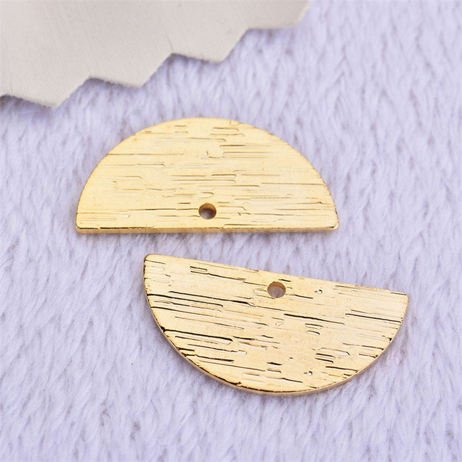 20pcs Real Gold Plated Half Circle Hammered Pendantgeometric - Etsy