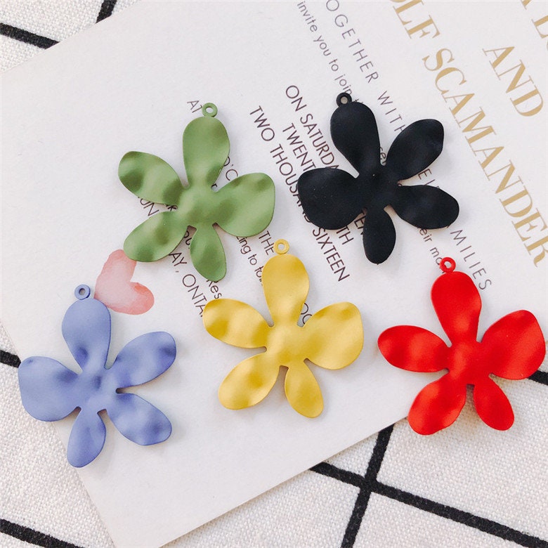 10pcs Hammered Flower Pendant Charms Earring Jewelry Finding Wholesale ...