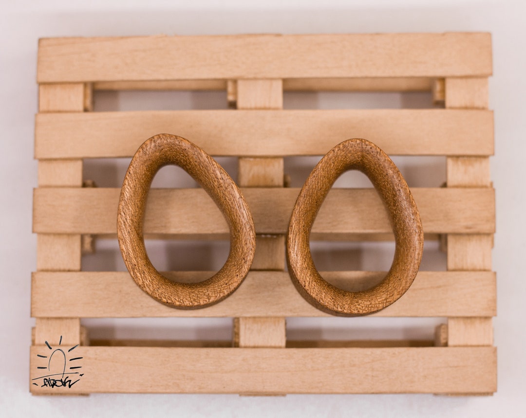 Sapele Teardrop Ear Tunnels, Wood Ear Gauges Dropshaped Ear Gauges Drop ...