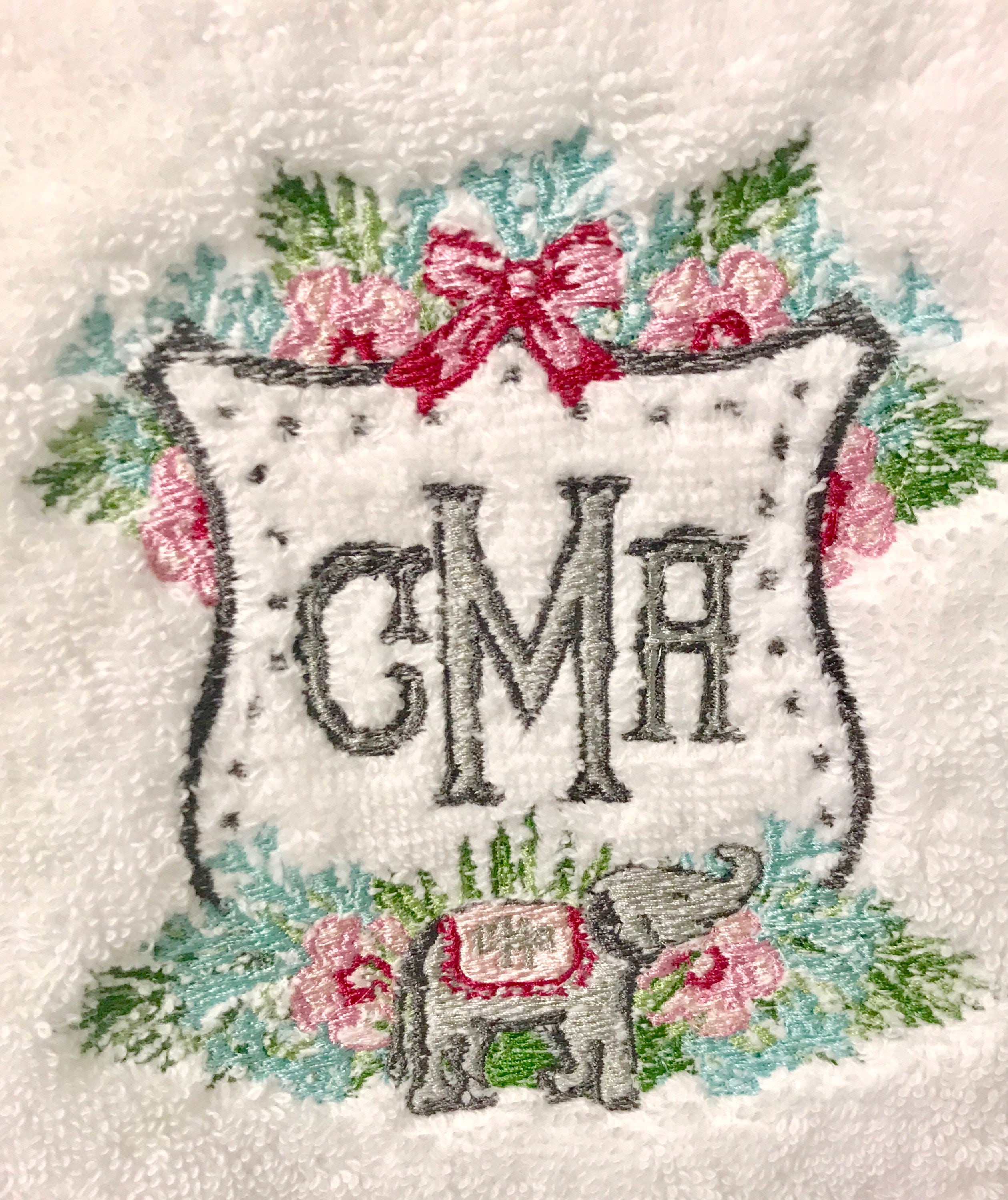 Tropical Elephant Crest Embroidery File for Monogramming - Etsy