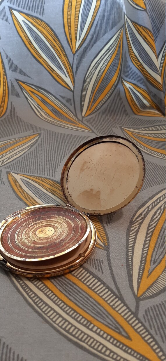 Elgin American Gold Tone compact, Round Compact, Deco… - Gem