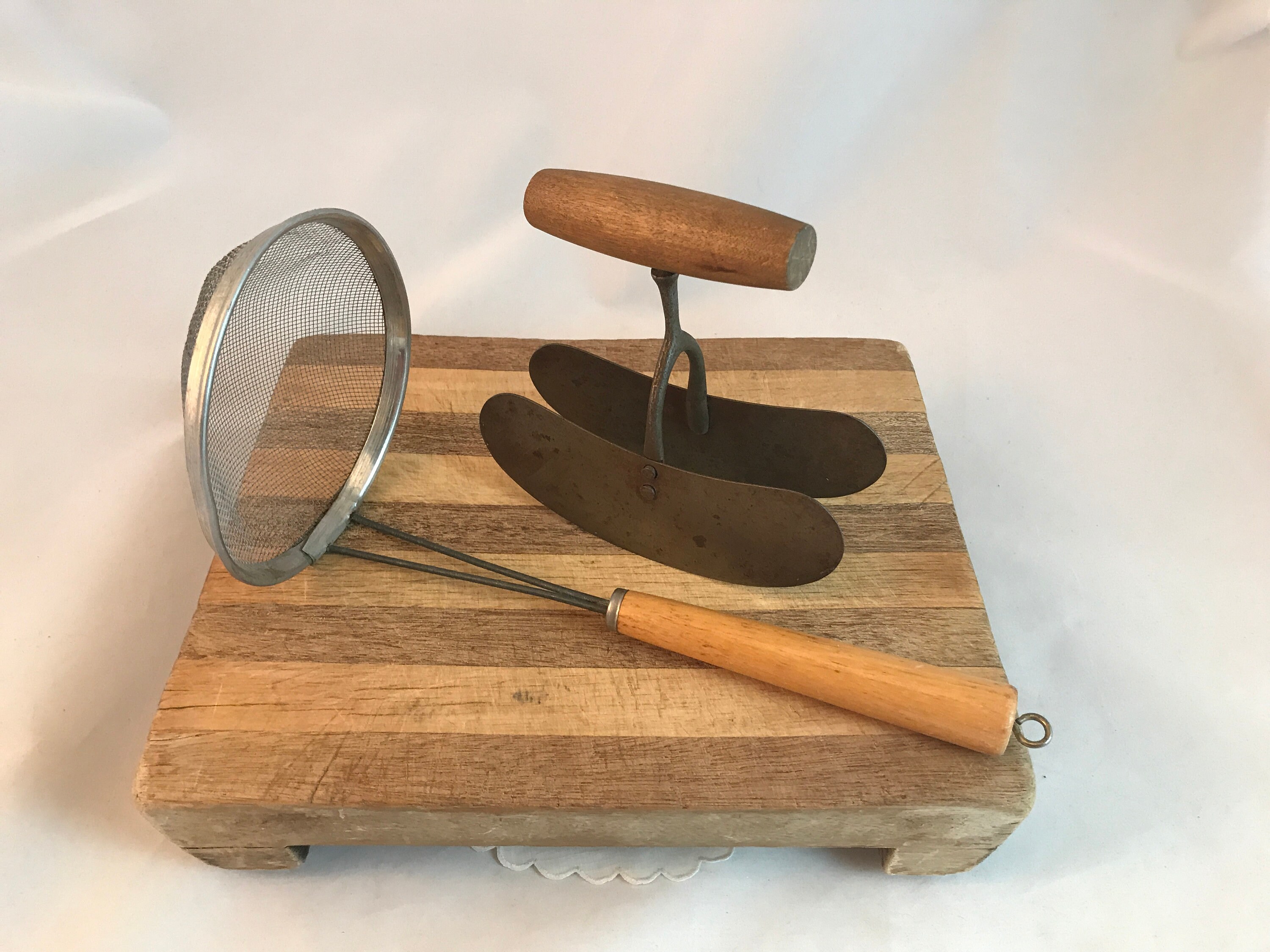 Vintage Farm Kitchen Utensils Double Blade Chopper and Wire - Etsy