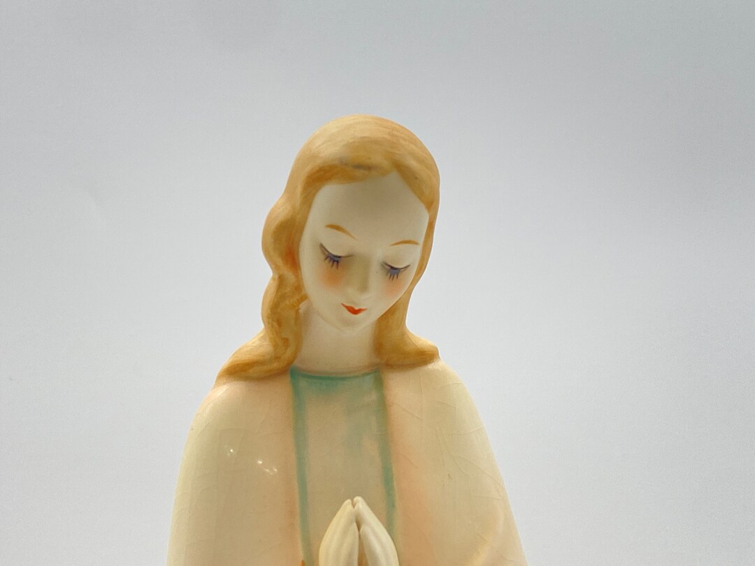 Goebel Hummel Praying Madonna Virgin Mary 11 Figurine - Etsy