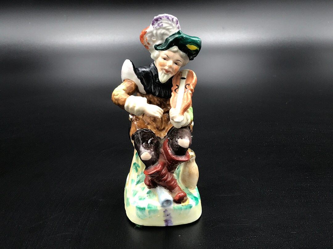 Colonial Fiddler Porcelain Figurine - Etsy