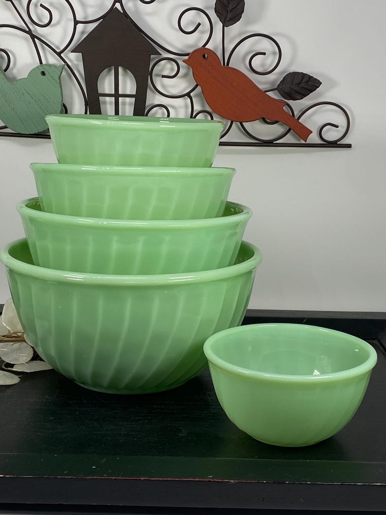 Vintage Fire-king Jadeite Swirl 5-piece Nesting Mixing Bowl Set ...