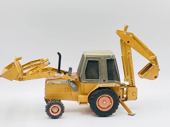 Ertl Construction Models