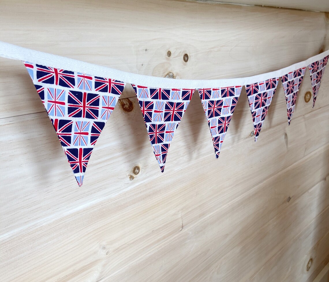 Union Jack Print Anglophile Mini Bunting Banner Garland | Etsy