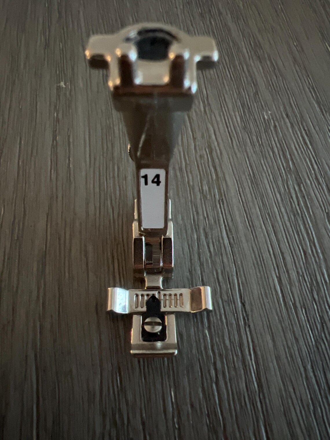 Bernina 14 Zipper Foot With Guide for Older Machines - Etsy