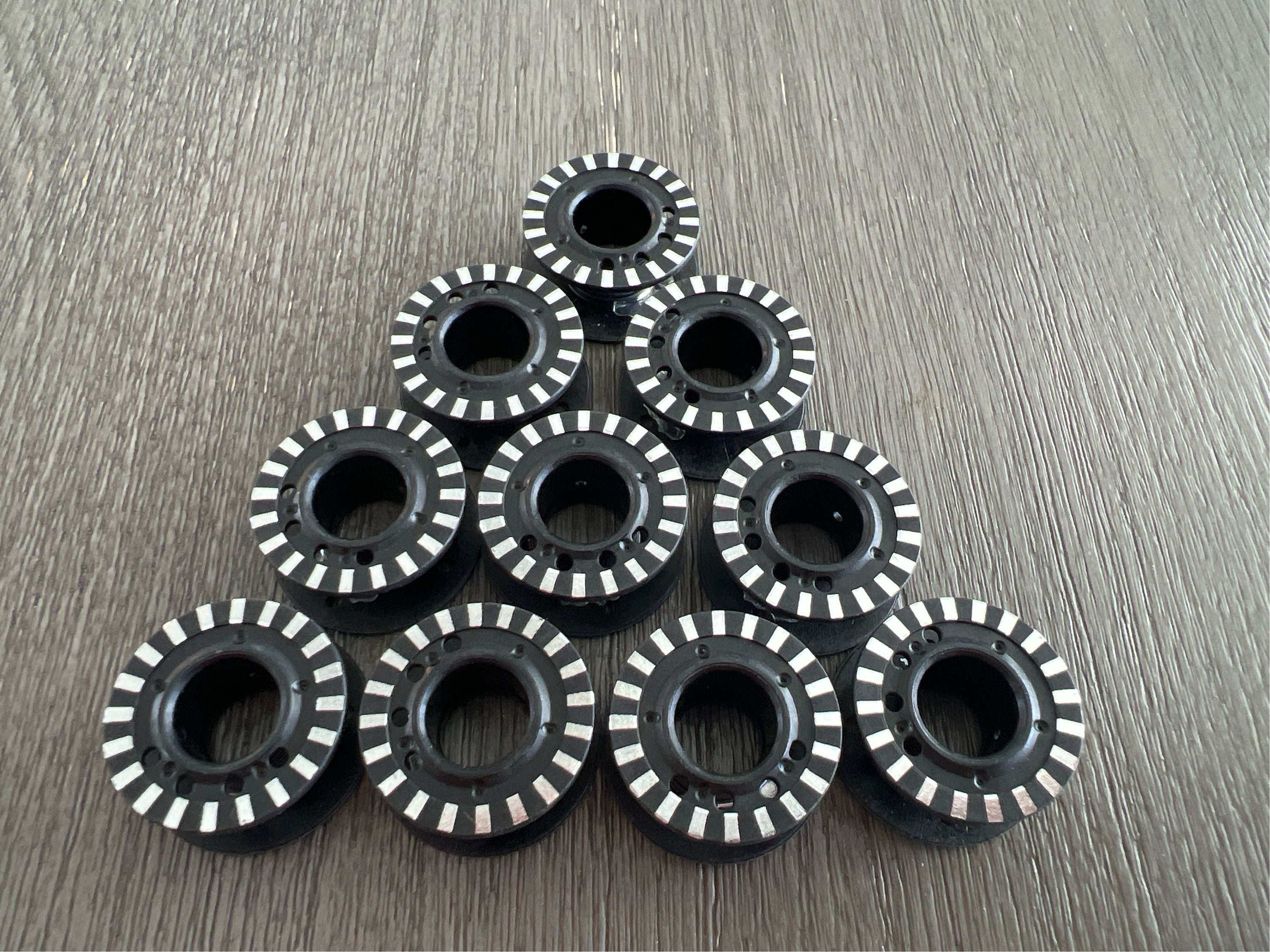 Authentic Bernina 475 480 535 570 590 Sewing Machine Bobbins - Set of ...