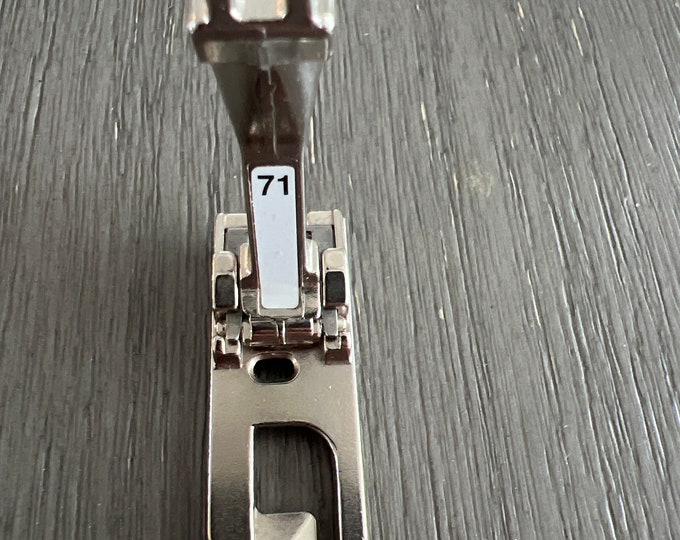 Bernina 71 Lap Seam Foot 6mm for Older Machines - Etsy