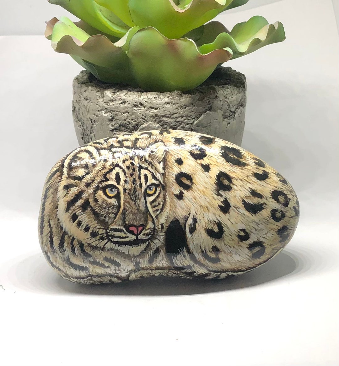 Snow Leopard Painted Rock for Home Decor, Hand Painted Realistic Animal ...