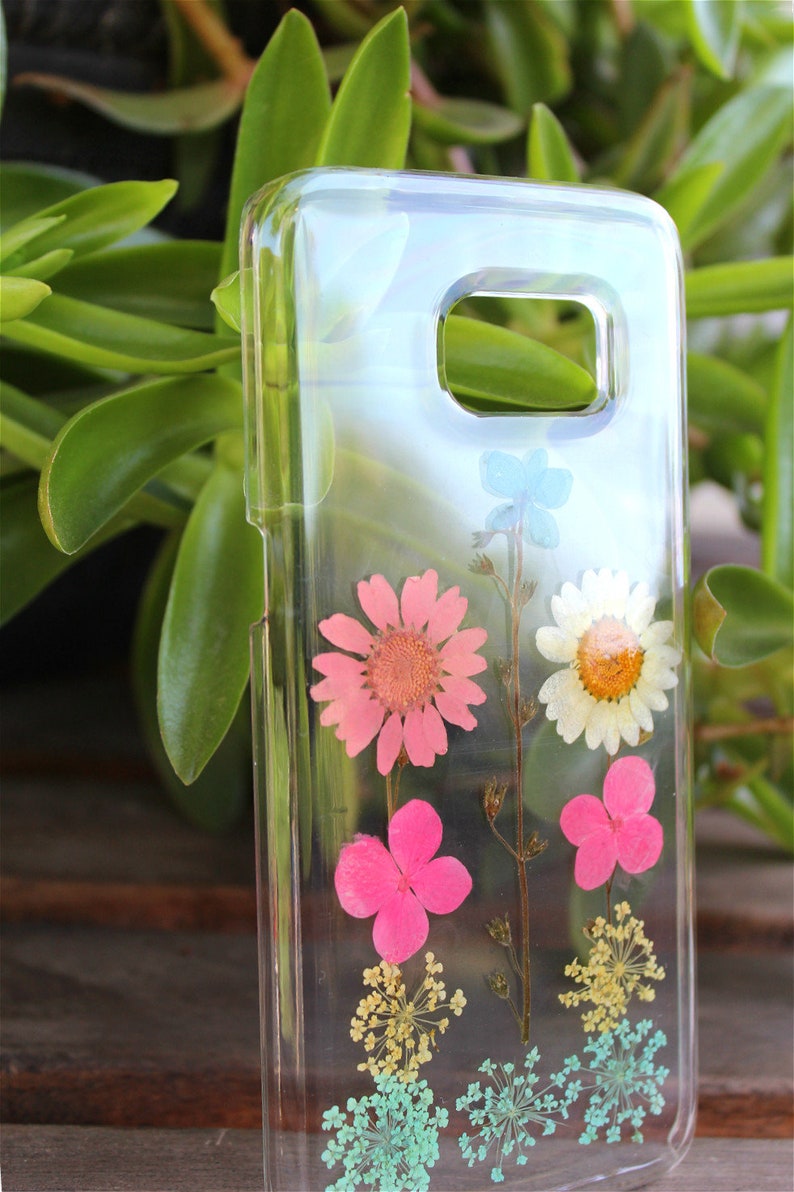 Pressed Daisies Flowers Hard Plastic Phone Case on Samsung - Etsy