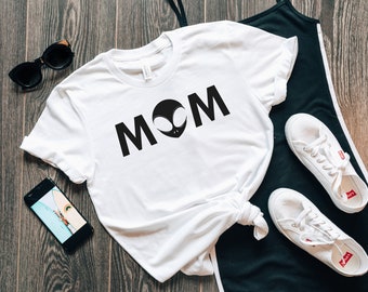 Alien Mom Shirt - Etsy