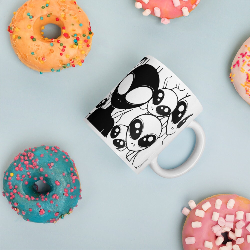 Alien White Glossy Mug, Fun Ufo Coffee Cup, Cosmic Aliens Tea Mug, ET ...