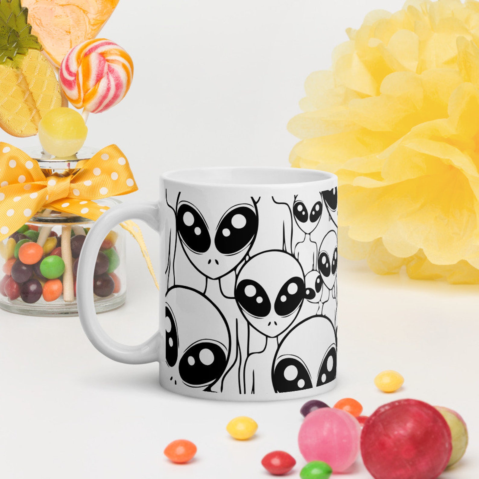 Alien White Glossy Mug, Fun Ufo Coffee Cup, Cosmic Aliens Tea Mug, ET ...