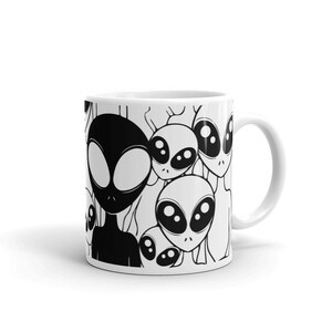Alien White Glossy Mug, Fun Ufo Coffee Cup, Cosmic Aliens Tea Mug, ET ...